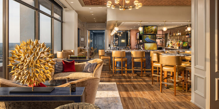 The Summit Club – Ford AV