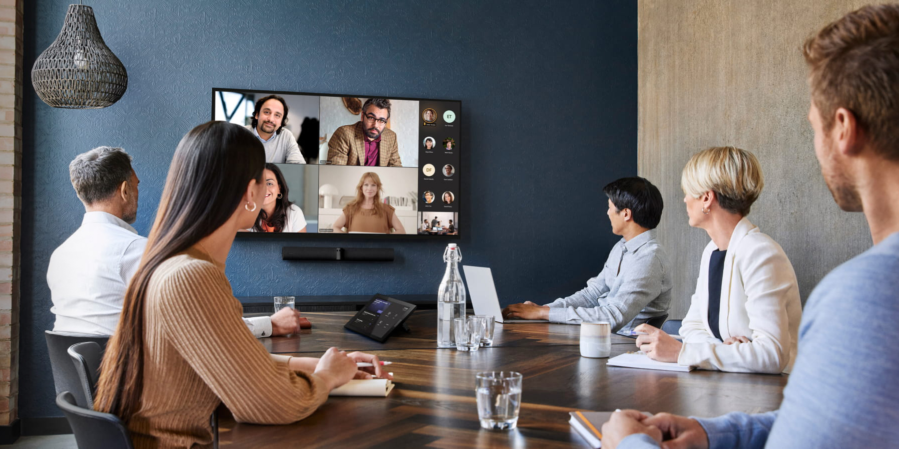 Intelligent Video - The AI-Powered Meeting – Ford AV