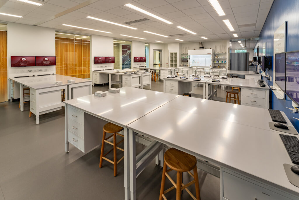 Texas A&M University ILSQ Building – Ford AV