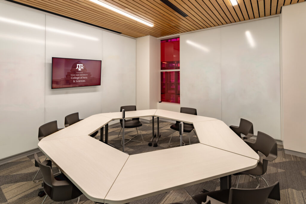 Texas A&M University ILSQ Building – Ford AV