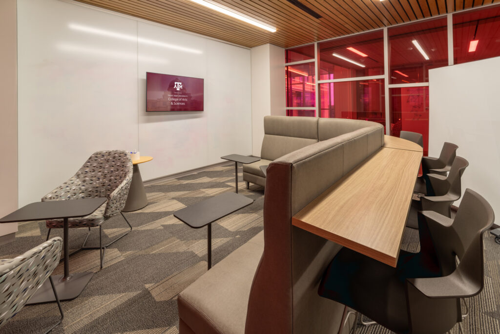 Texas A&M University ILSQ Building – Ford AV