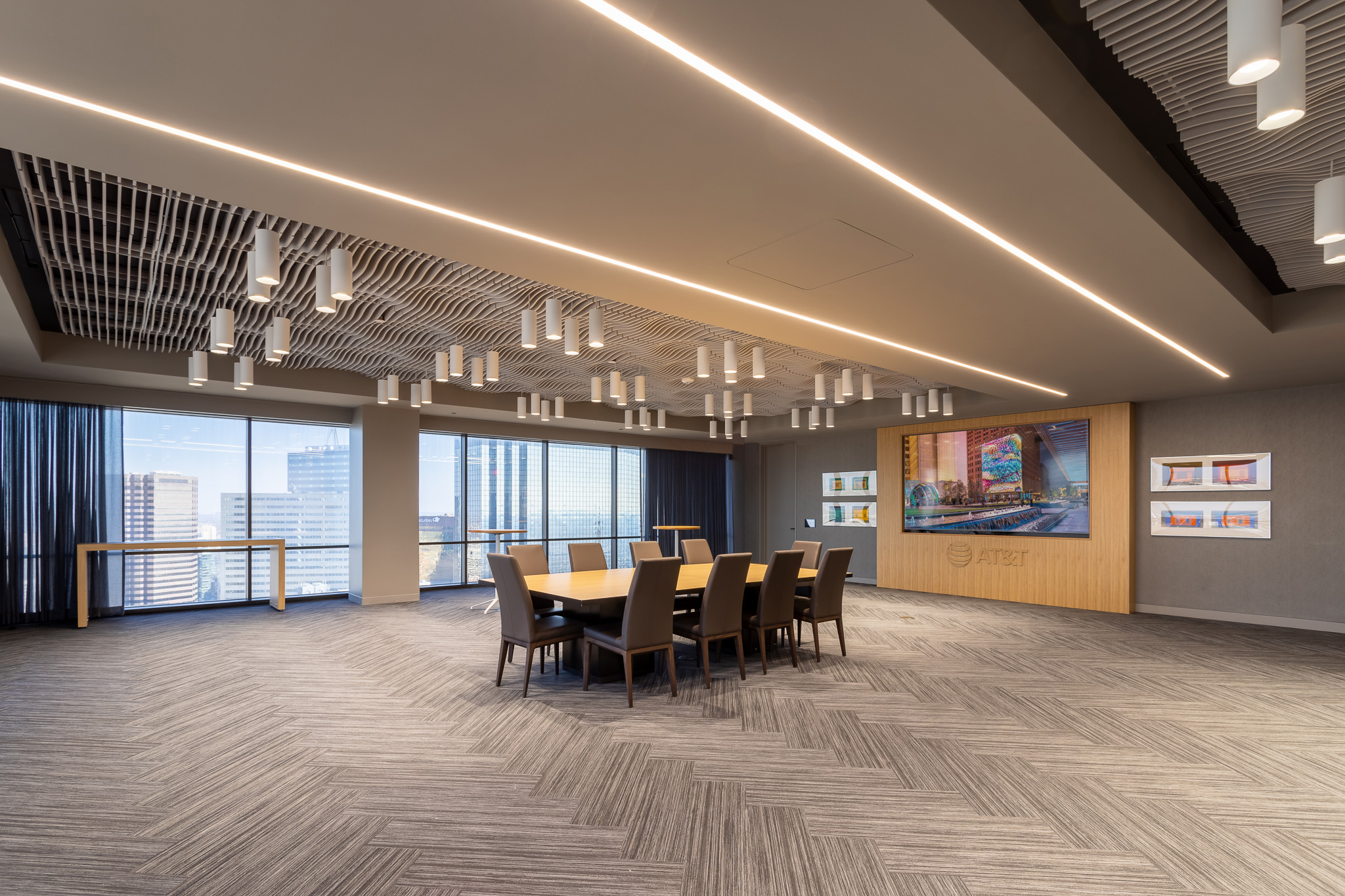 AT&T 37th Floor Media Studio – Ford AV