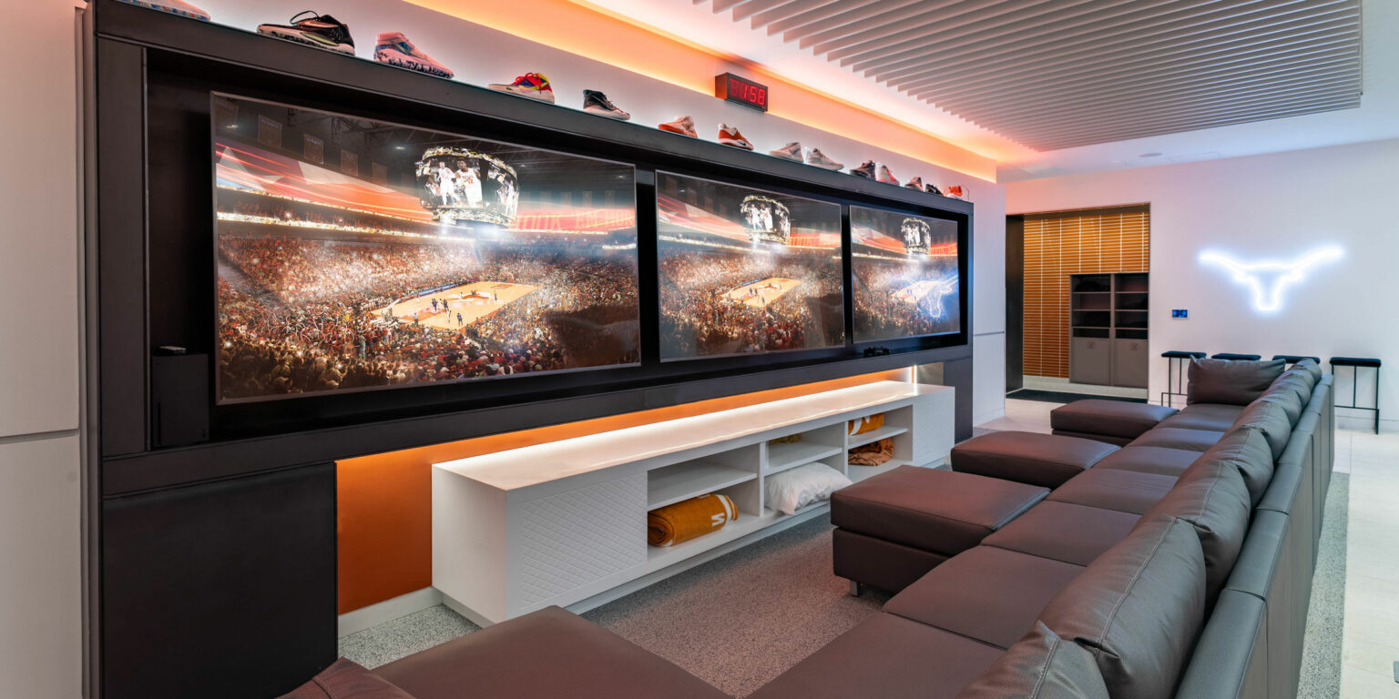 University of Texas Basketball & Rowing – Ford AV