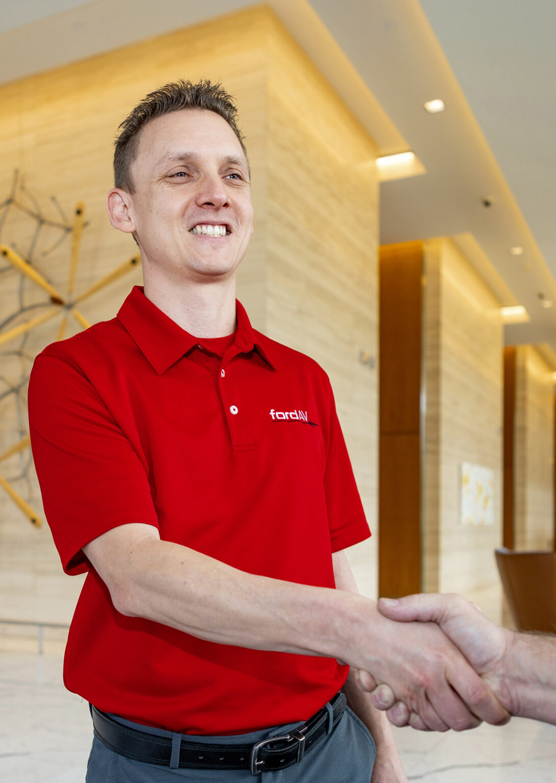 AI Features of Teams Rooms – Video Conferencing | Ford AV